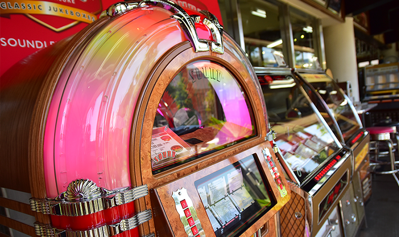 FLAT4 SHOP INFORMATION | 株式会社フラットフォー｜FLAT4